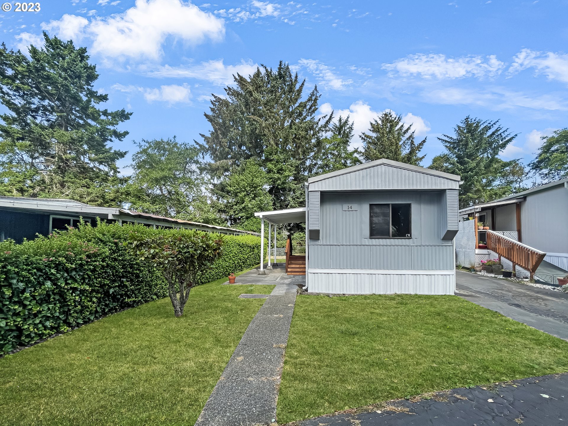 RMLSweb - Photo Viewer